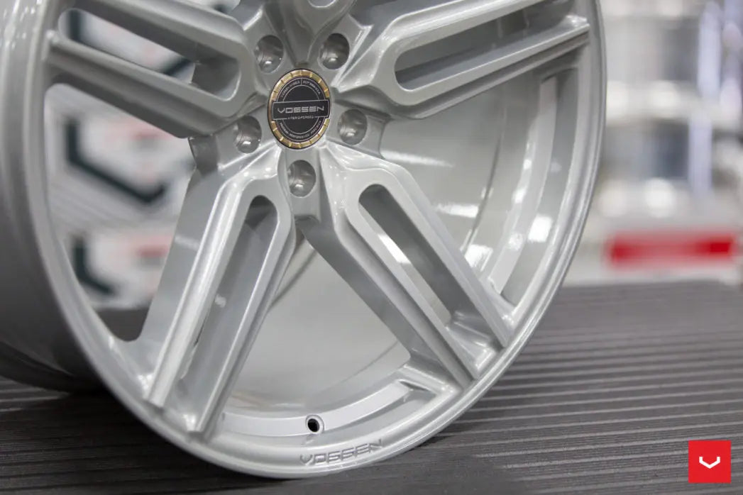 19" Vossen HF-1 Wheels Gloss Gold RIMS Staggered 19x8.5(Front) 19x10(R ...