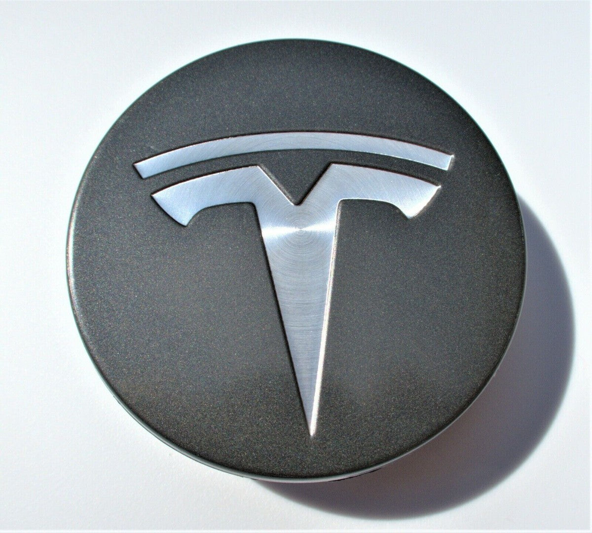 Tesla Floating Center Caps Gray Chrome 5 Leg — QTY 4 – DUBSandTIRES-Pines