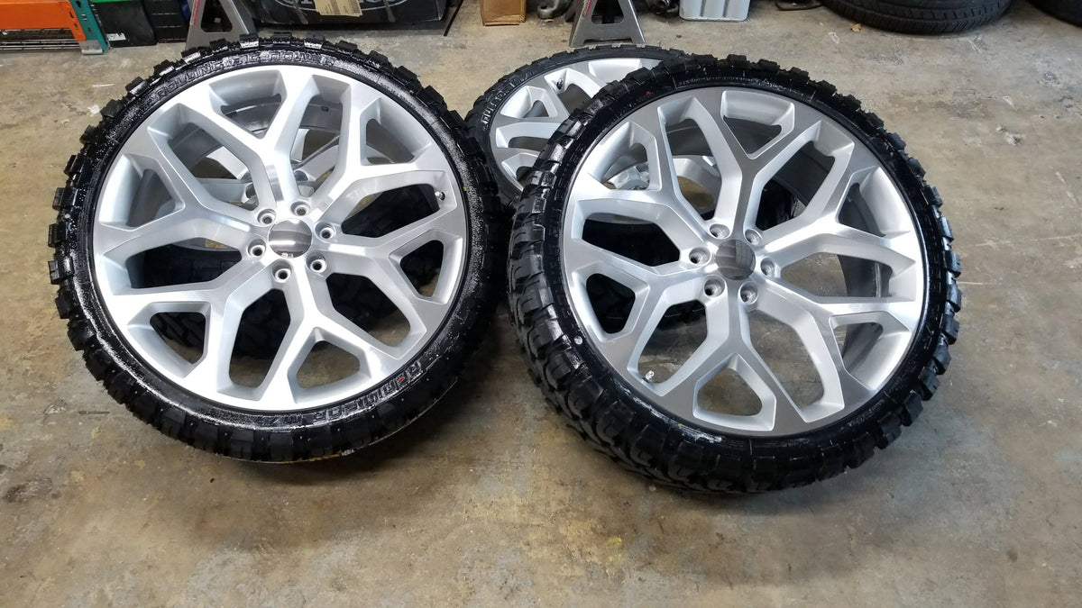 26 INCH 26x10 Snowflake RIMS AND TIRES 35x13.50R26 BP: 6x139.7 2005 Ch ...